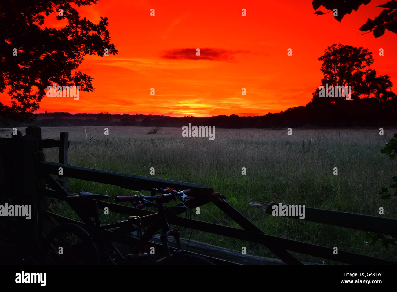 Firesky sunset hi-res stock photography and images - Alamy