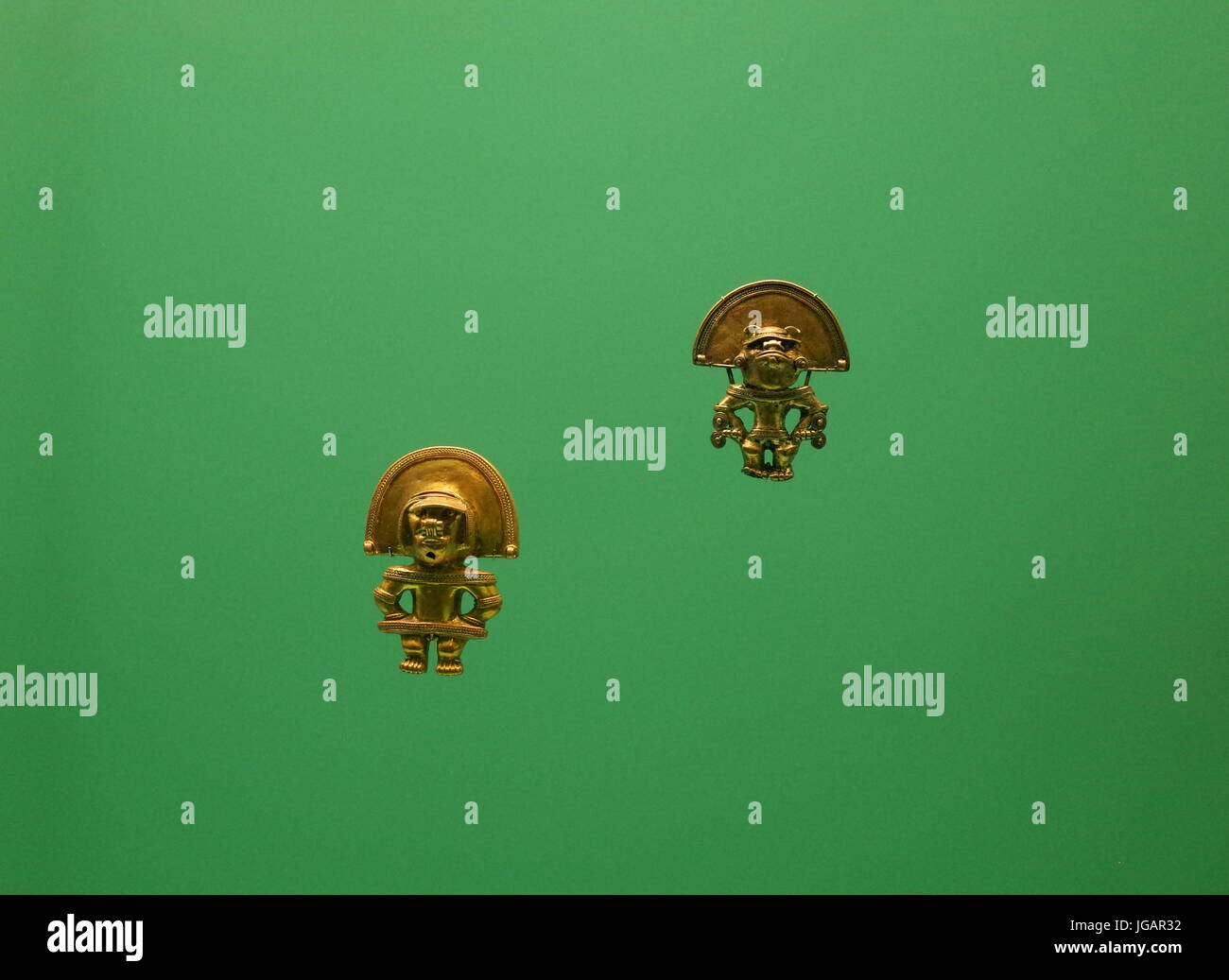 Pre-Columbian gold figures from Colombia Stock Photo - Alamy