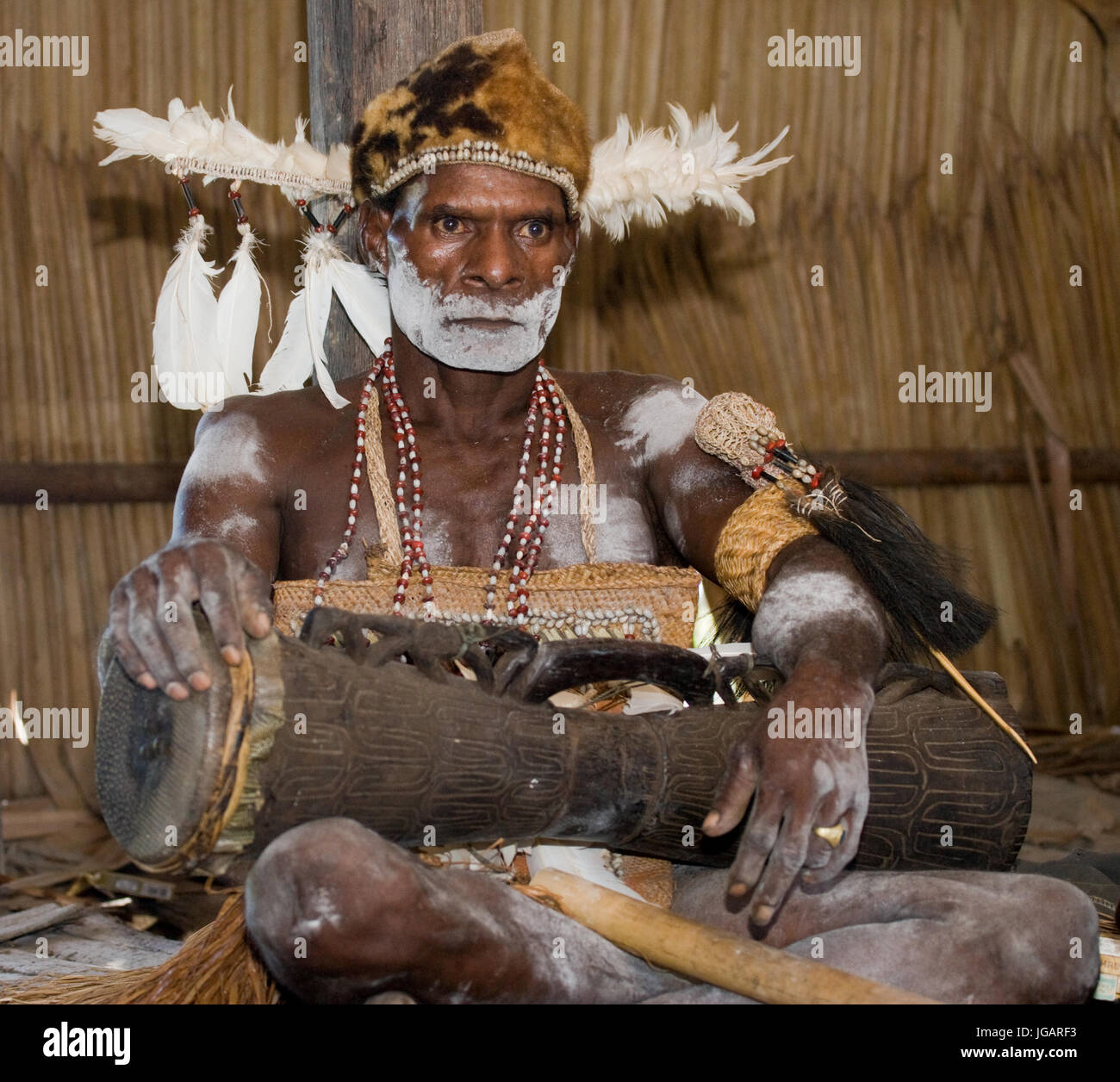 INDONESIA, IRIAN JAYA, ASMAT PROVINCE, JOW VILLAGE - JANUARY 19 ...