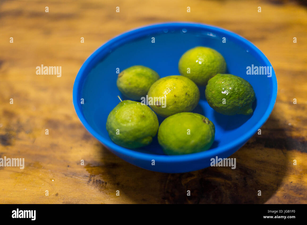 Six african lemon in clean water Stock Photo - Alamy