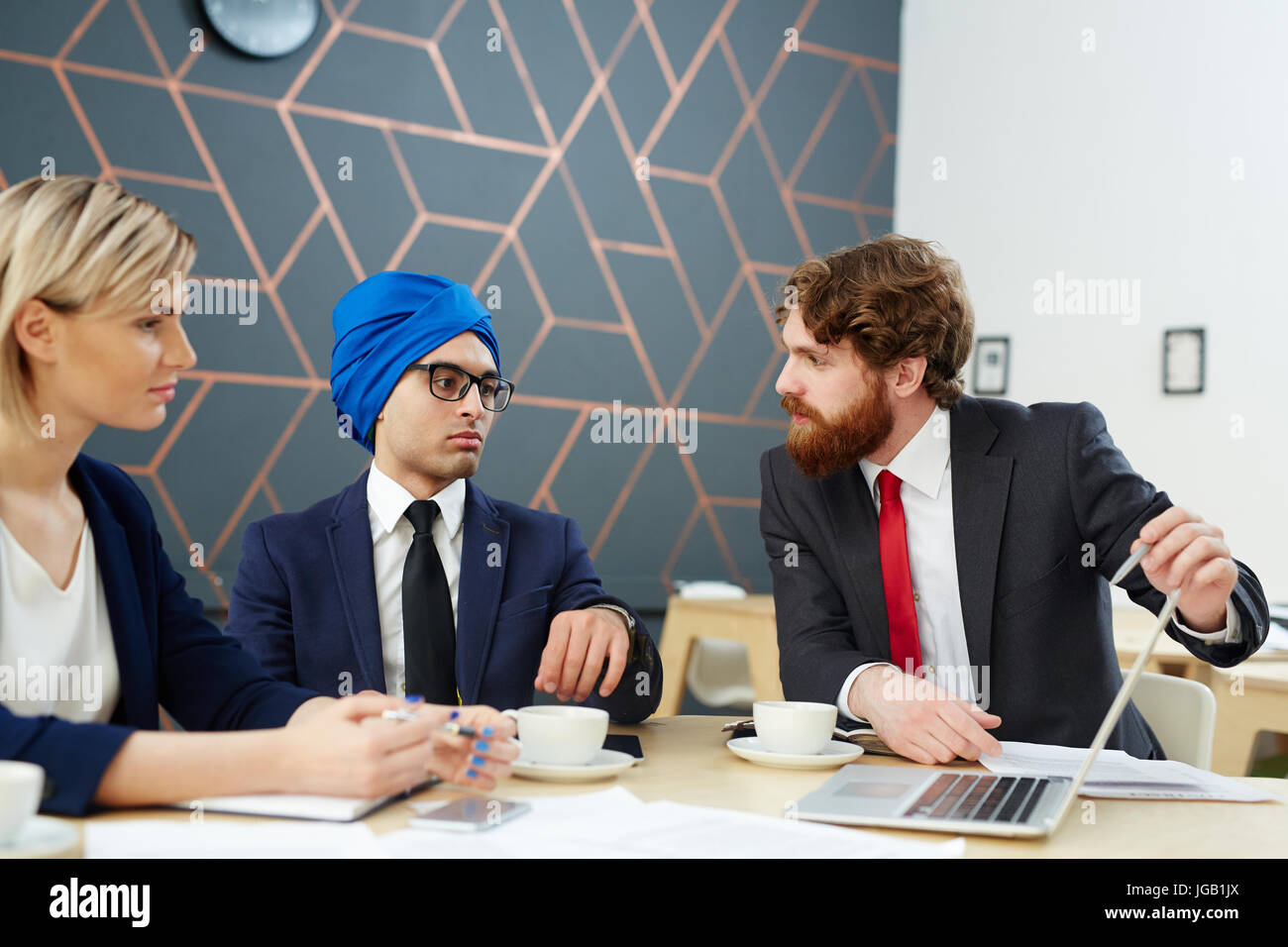 Explaining project details hi-res stock photography and images - Alamy