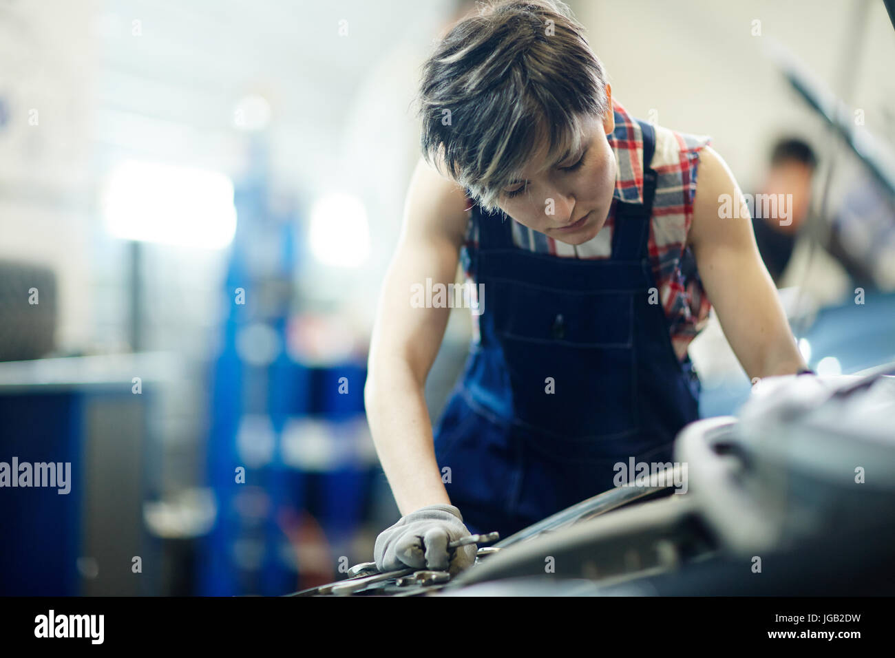 Self repair hi-res stock photography and images - Alamy