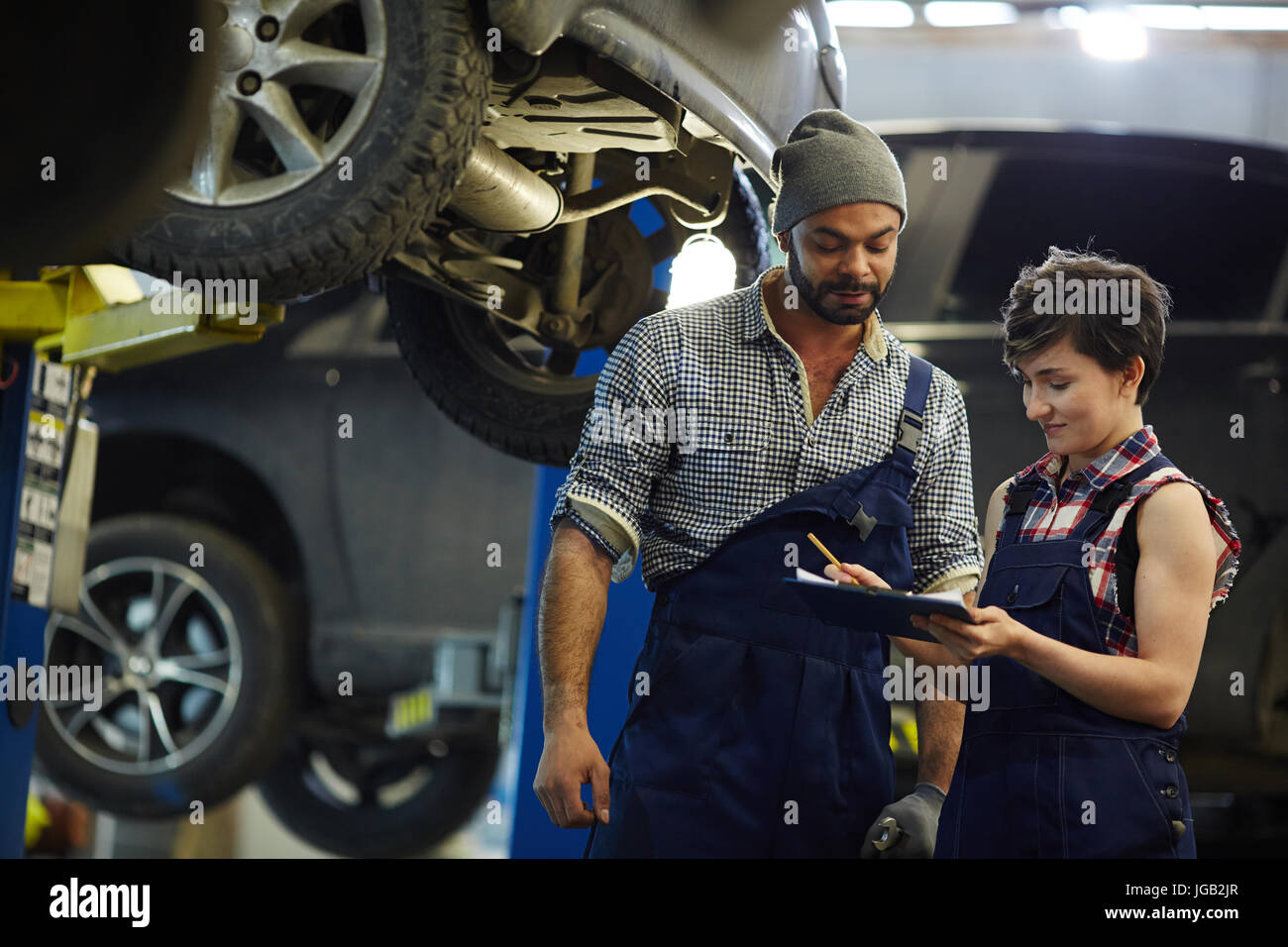 Technical workers hi-res stock photography and images - Alamy