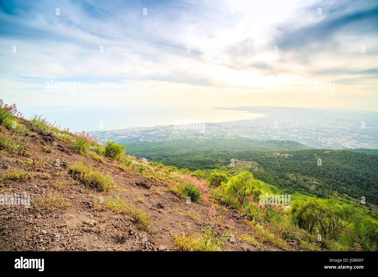 Volcano vesuvius and the gulf of naples hi-res stock photography and ...