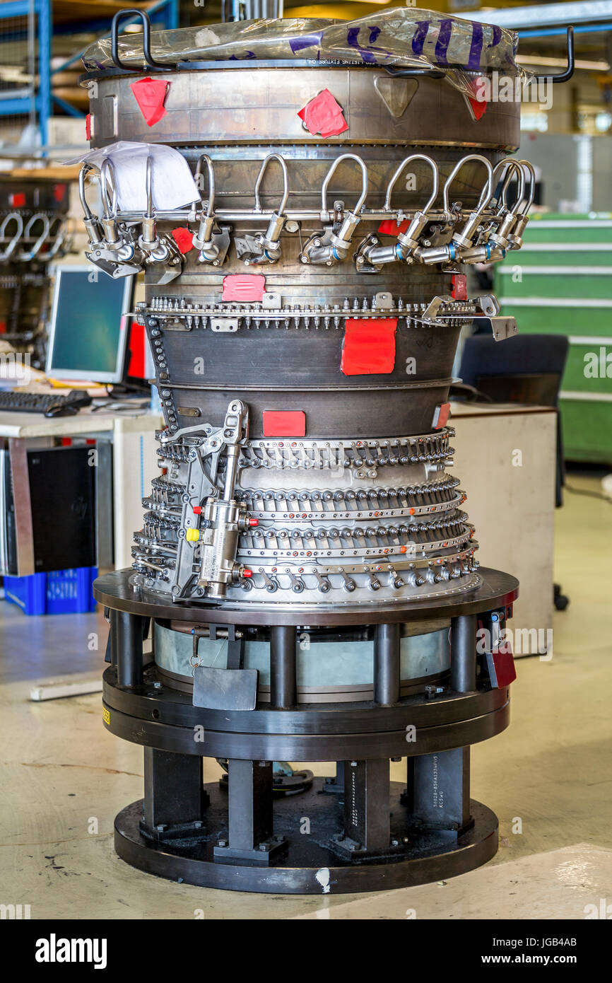 An airplane engine during maintenance in a warehouse Stock Photo - Alamy