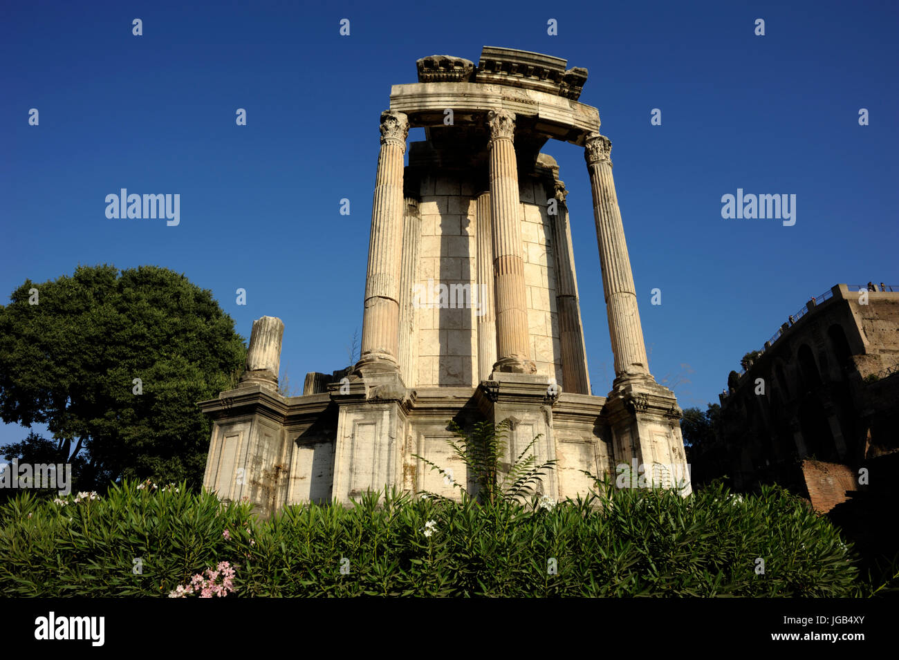 The temple of vesta hi-res stock photography and images - Alamy