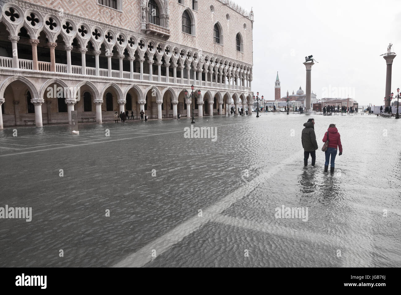 High tide in venice hi-res stock photography and images - Alamy