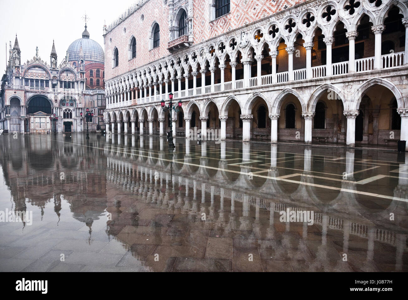 High tide in venice hi-res stock photography and images - Alamy