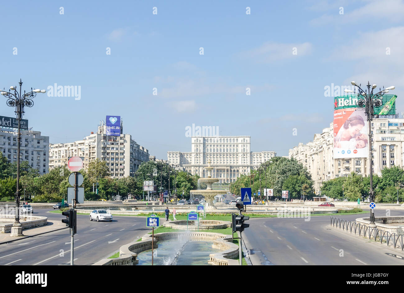 BUCHAREST, ROMANIA - SEPTEMBER 19, 2015. The square "Piata Unirii" with ...