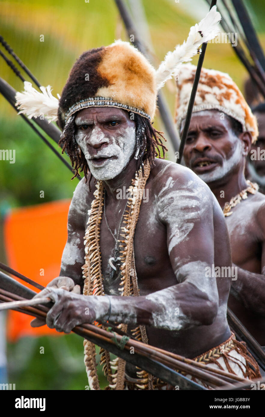 INDONESIA, IRIAN JAYA, ASMAT PROVINCE, JOW VILLAGE - JUNE 12: Asmat ...