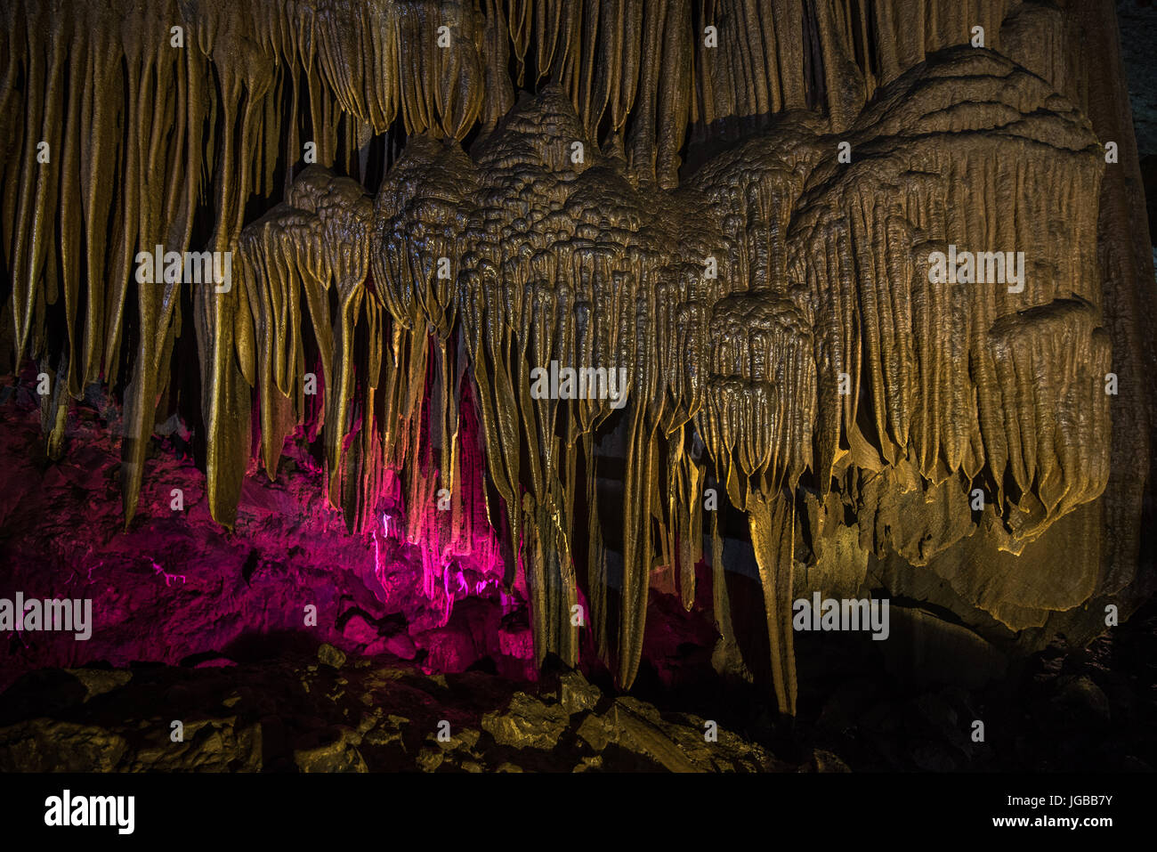 Stalactites in cave hi-res stock photography and images - Alamy