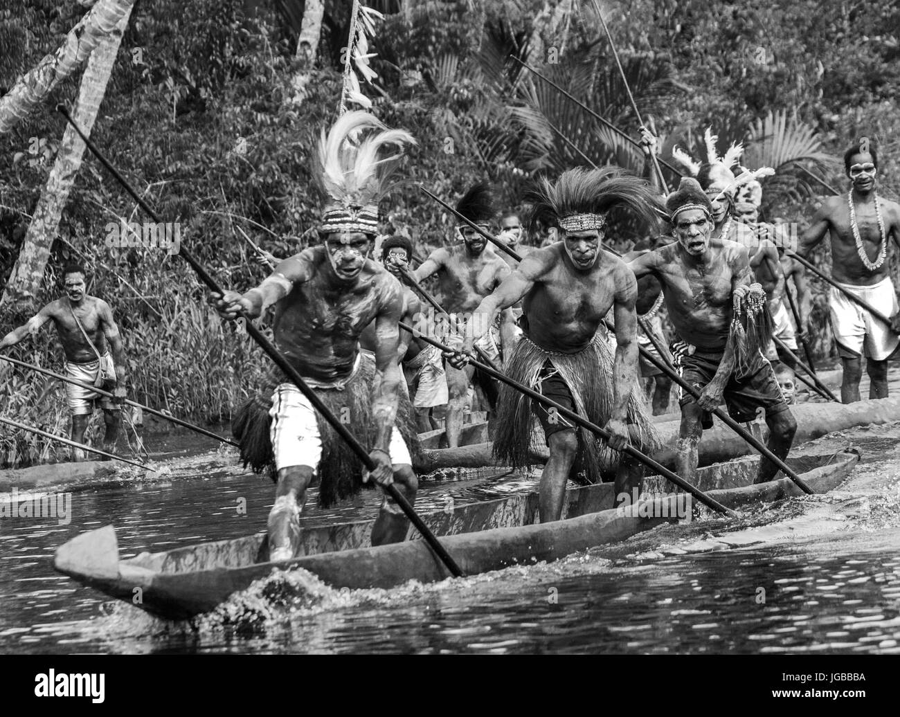 INDONESIA, IRIAN JAYA, ASMAT PROVINCE, JOW VILLAGE - JUNE 12: Warriors ...
