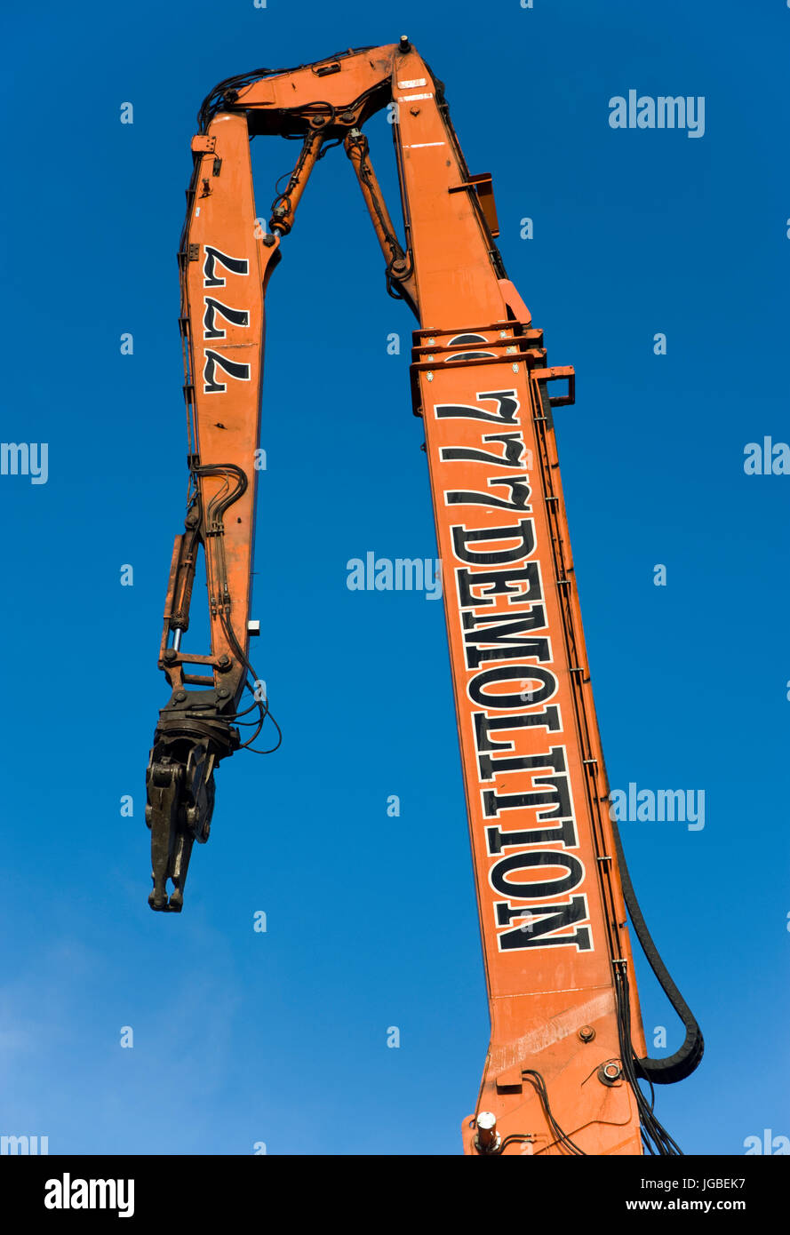 High reach arm demolition hi-res stock photography and images - Alamy