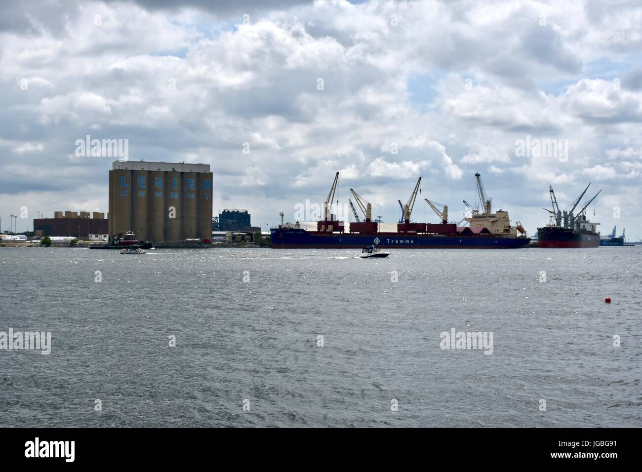 Baltimore port on the Chesapeake bay Stock Photo - Alamy
