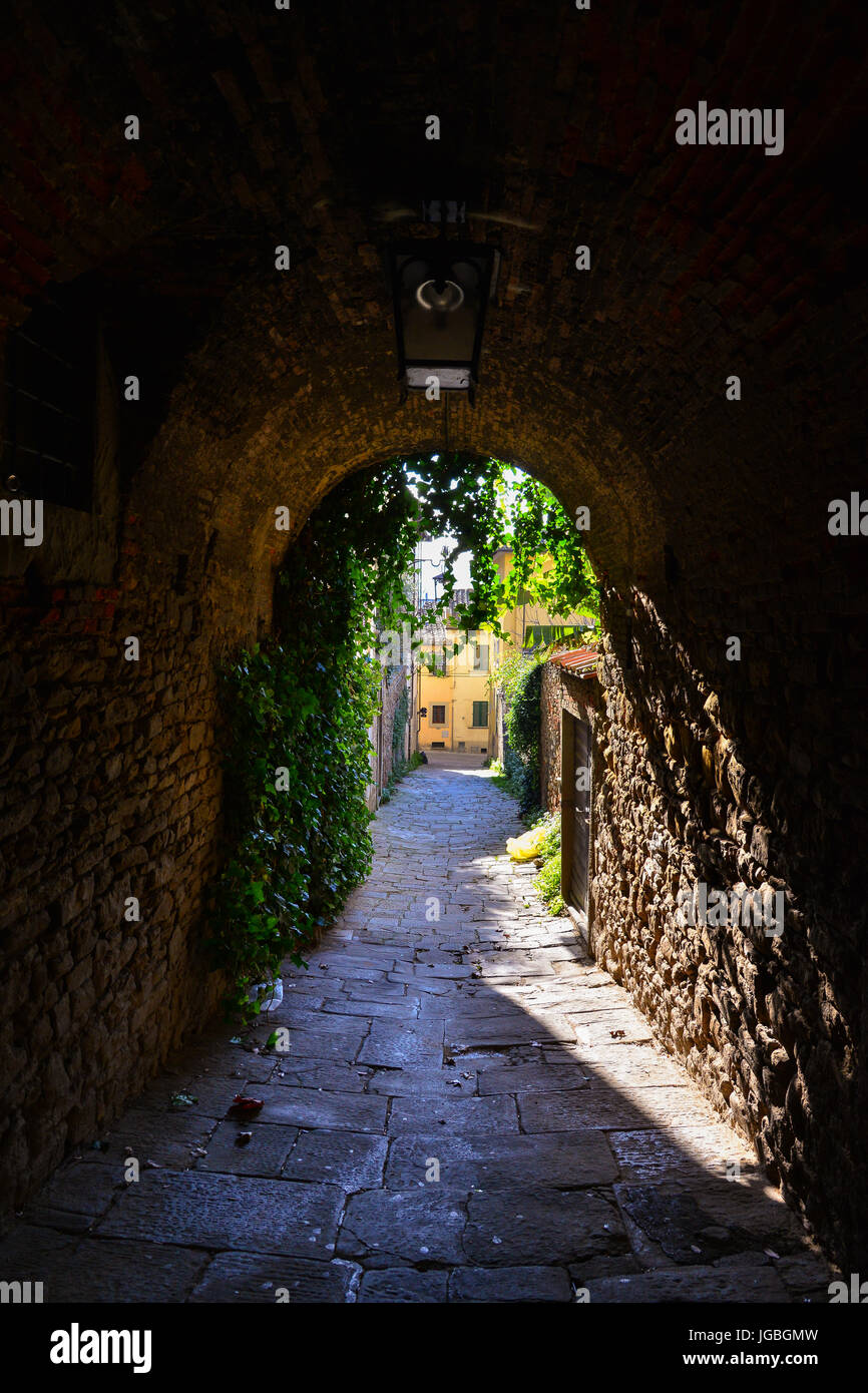 Arezzo, Italy - The wonderful Etruscan and Renaissance city of Tuscany ...