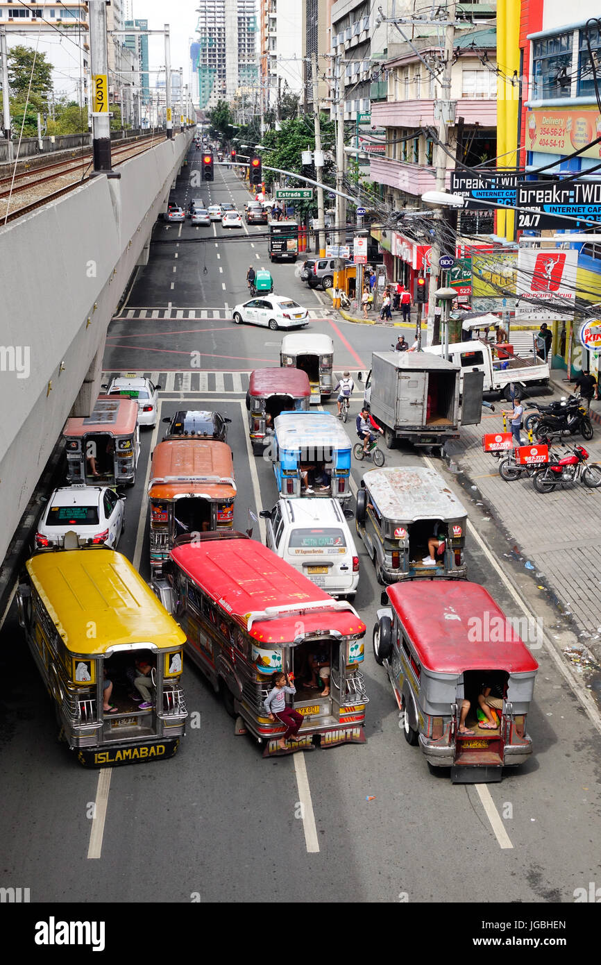 Jeepneys on manila street hi-res stock photography and images - Alamy