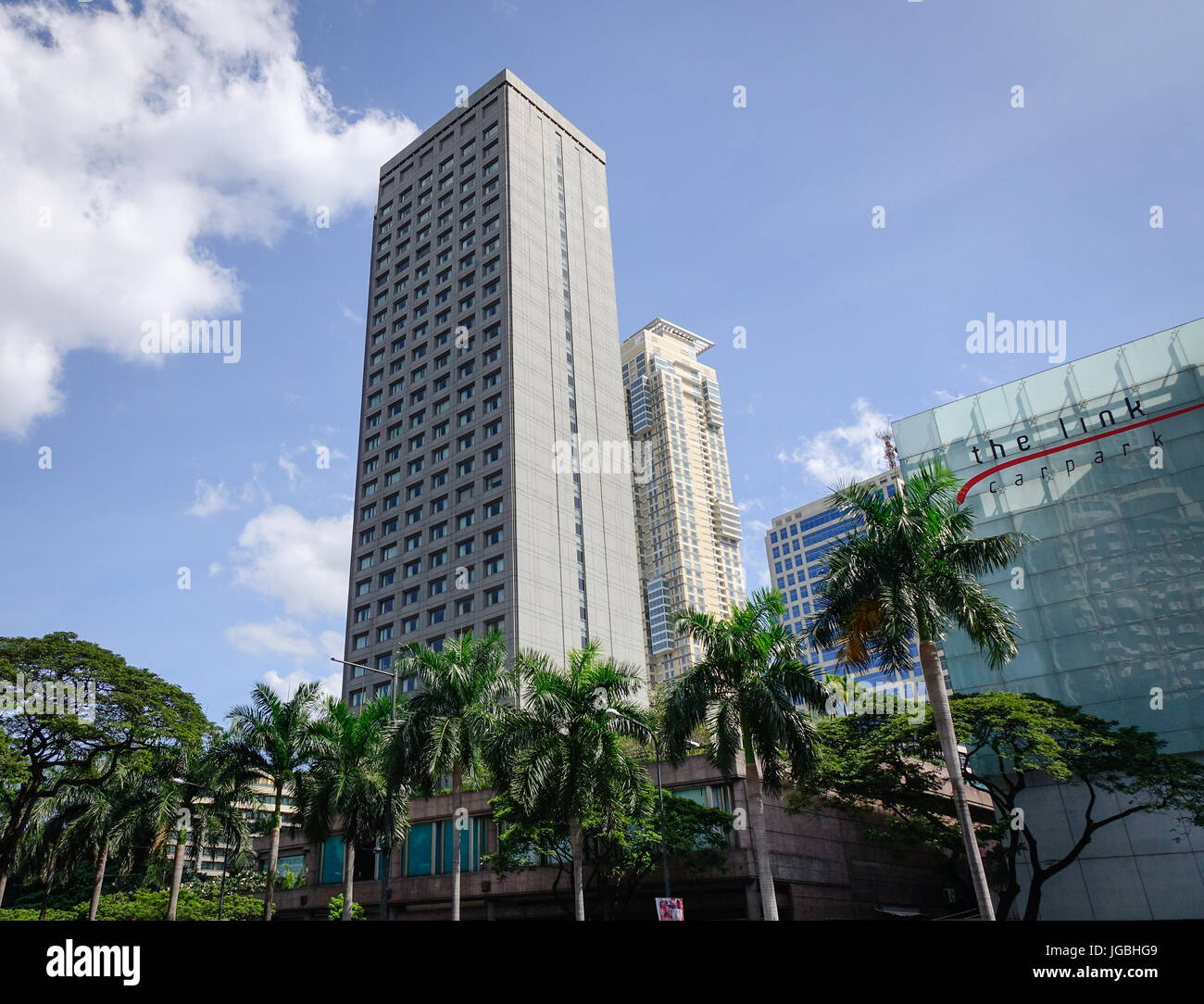 Building philippines finance district hi-res stock photography and ...