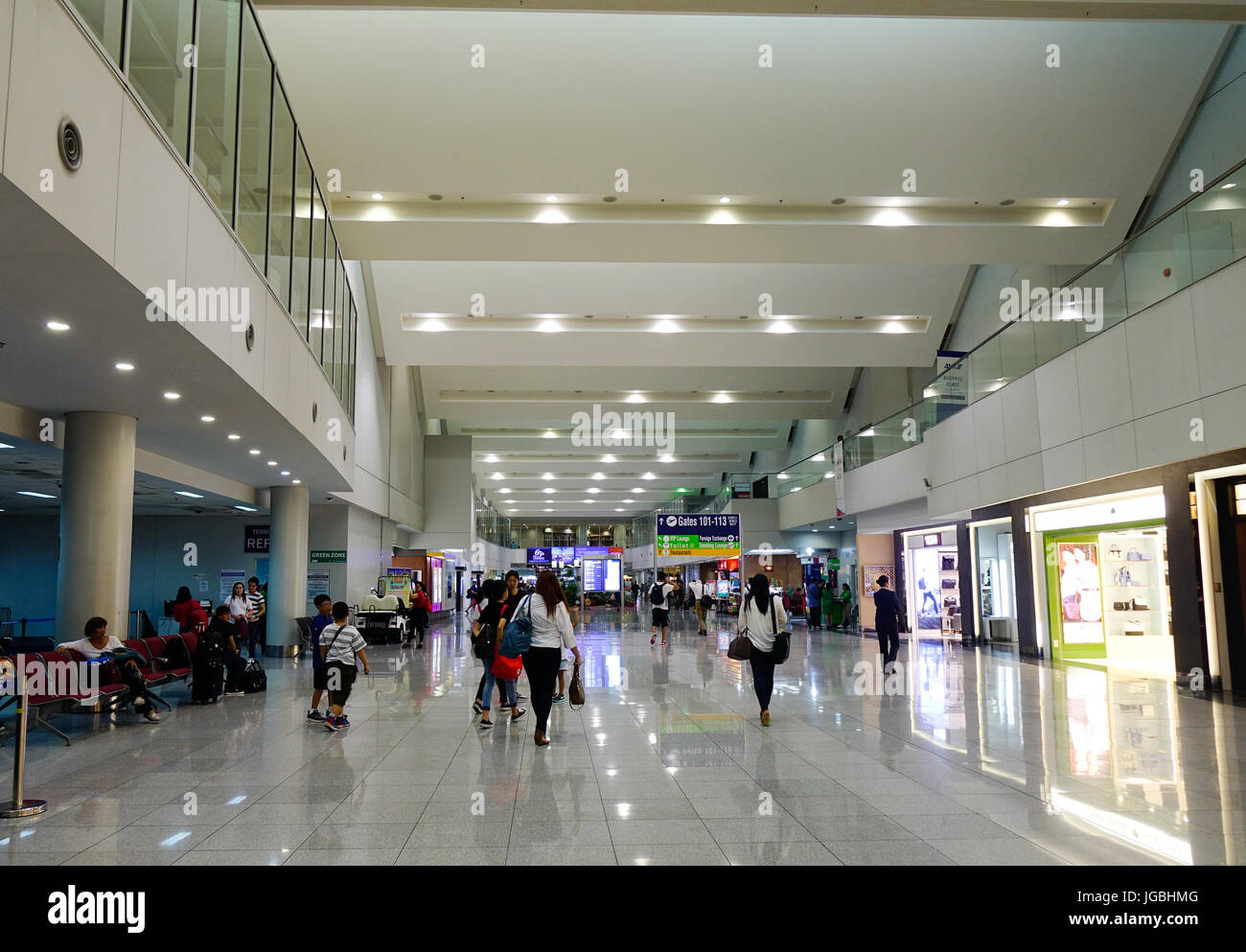 Naia terminal 3 hi-res stock photography and images - Alamy