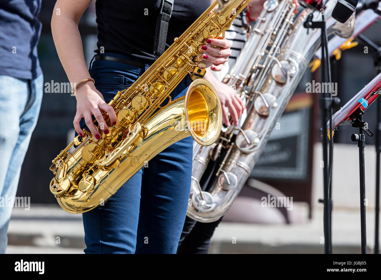 Saxophonists hi-res stock photography and images - Alamy
