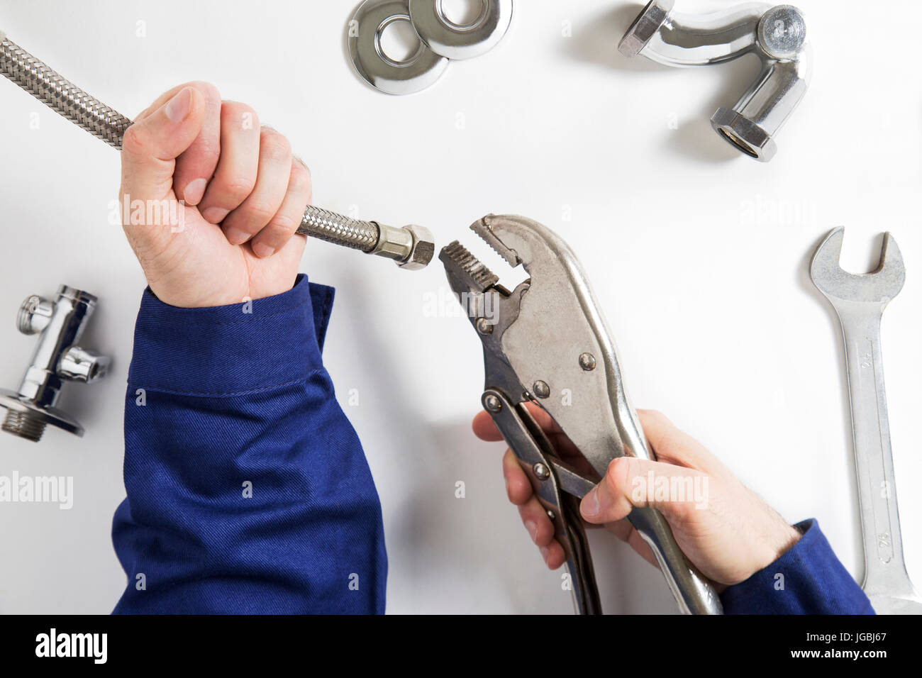 Overhead hose hi-res stock photography and images - Alamy