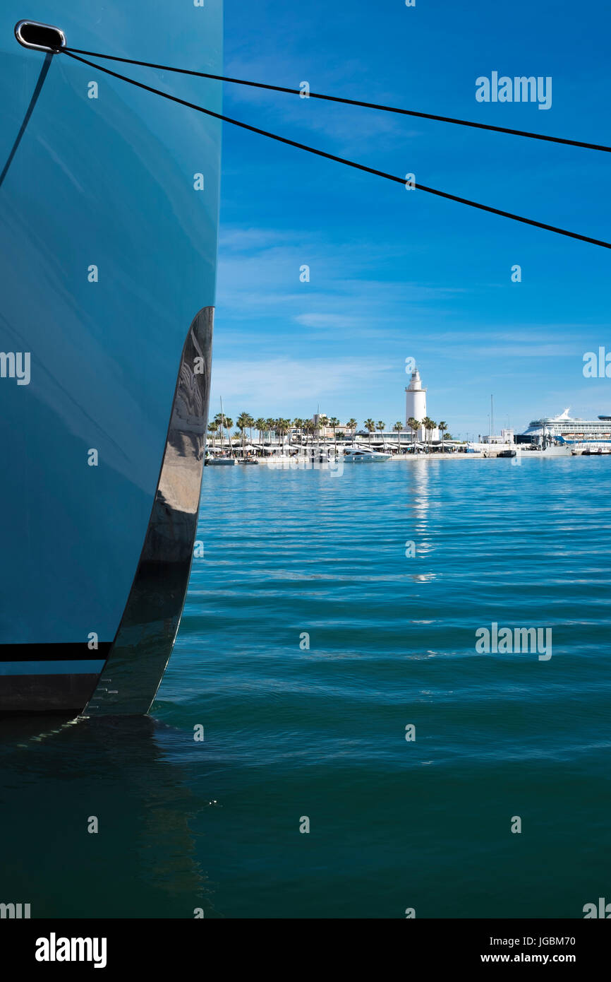 Stem ship hi-res stock photography and images - Alamy