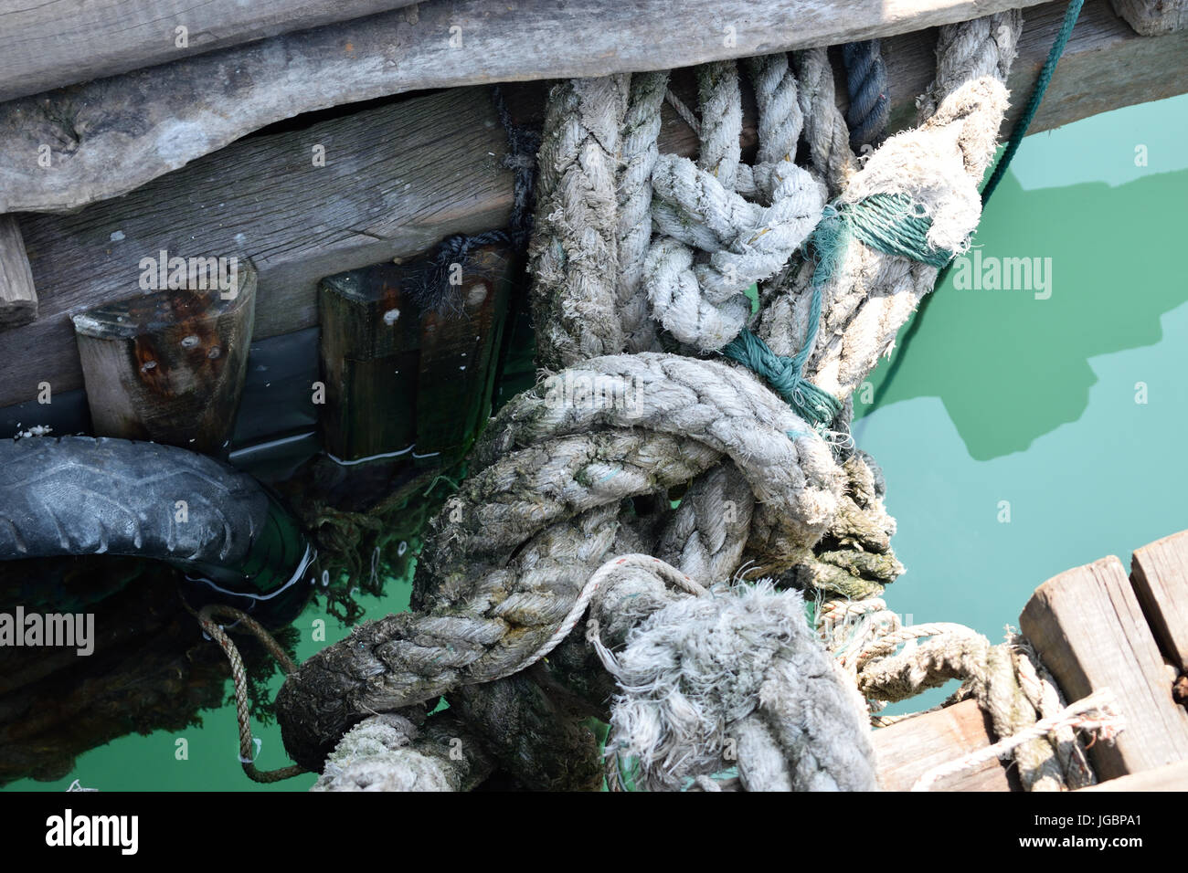 Navy knot hi-res stock photography and images - Alamy