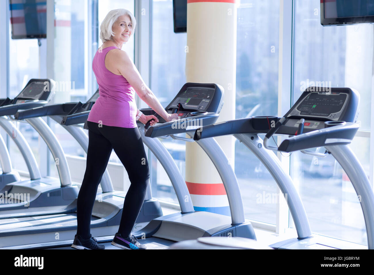 Elderly lady running race hi-res stock photography and images - Alamy