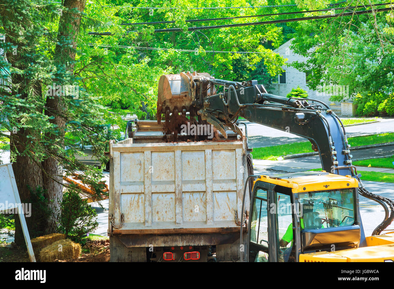Heavy machine vehicle hi-res stock photography and images - Alamy