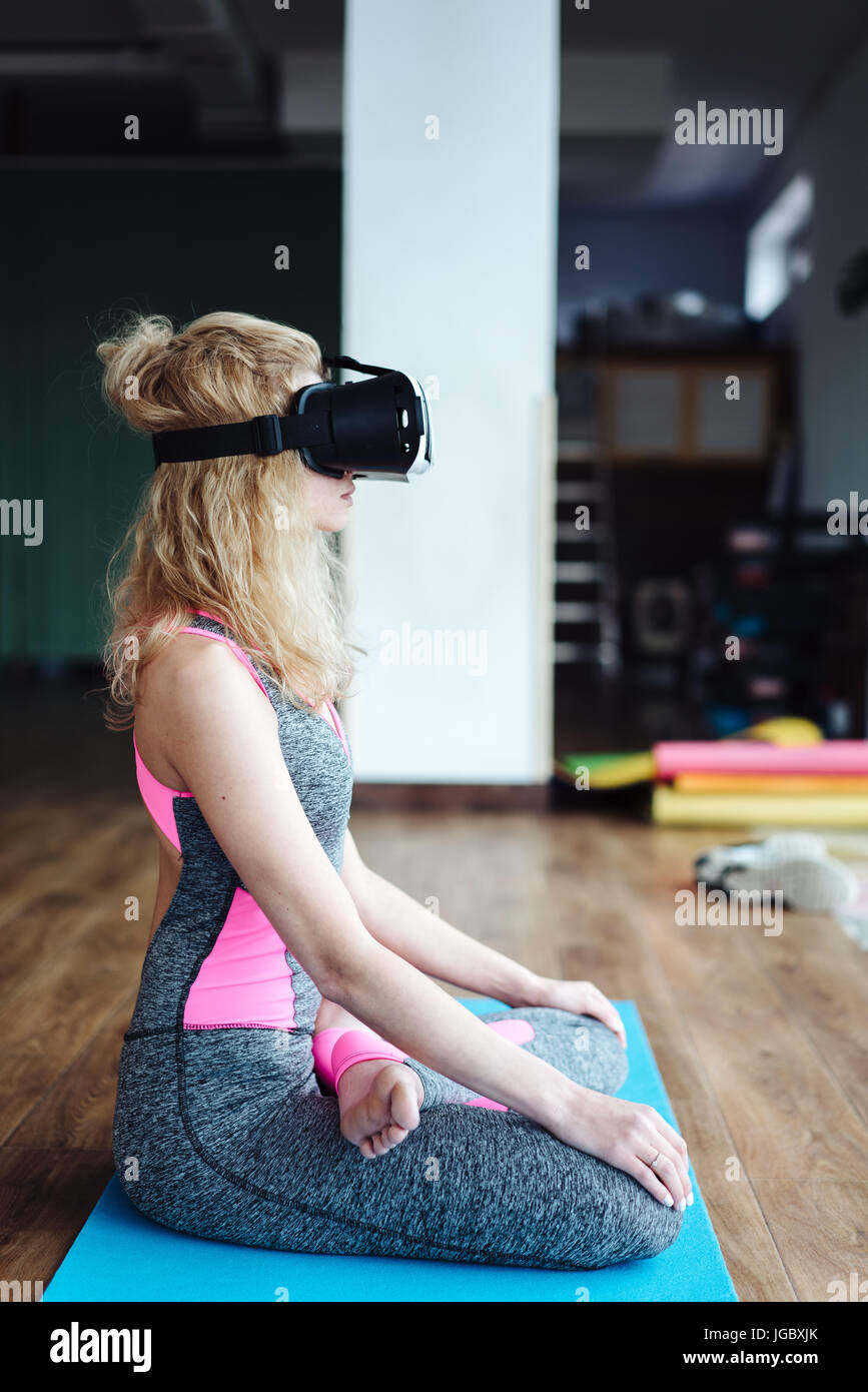 Vr class hi-res stock photography and images - Alamy