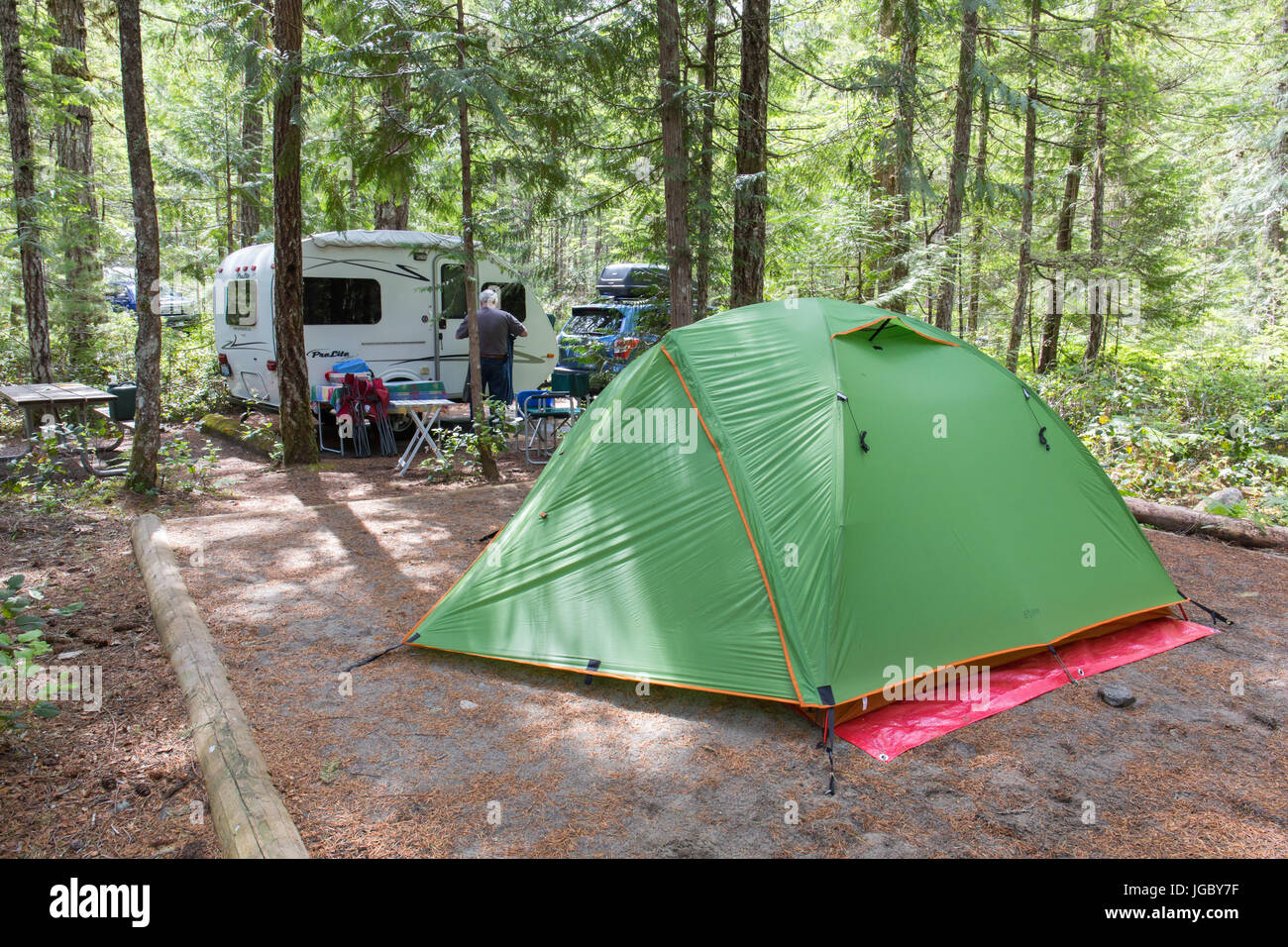 Campground small tent travel hi-res stock photography and images - Alamy