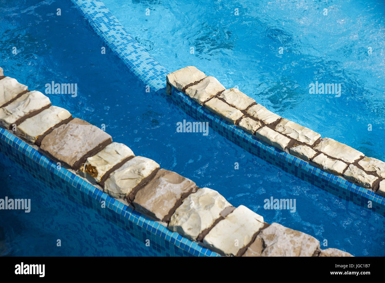 Blue clear water swimming pool hi-res stock photography and images - Alamy