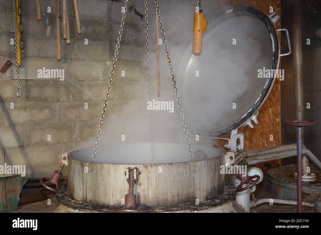 Industrial cauldron hi-res stock photography and images - Alamy