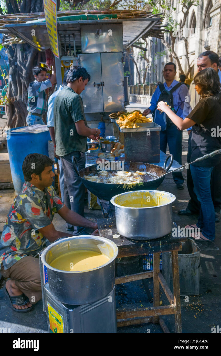Indian street food stall hi-res stock photography and images - Alamy