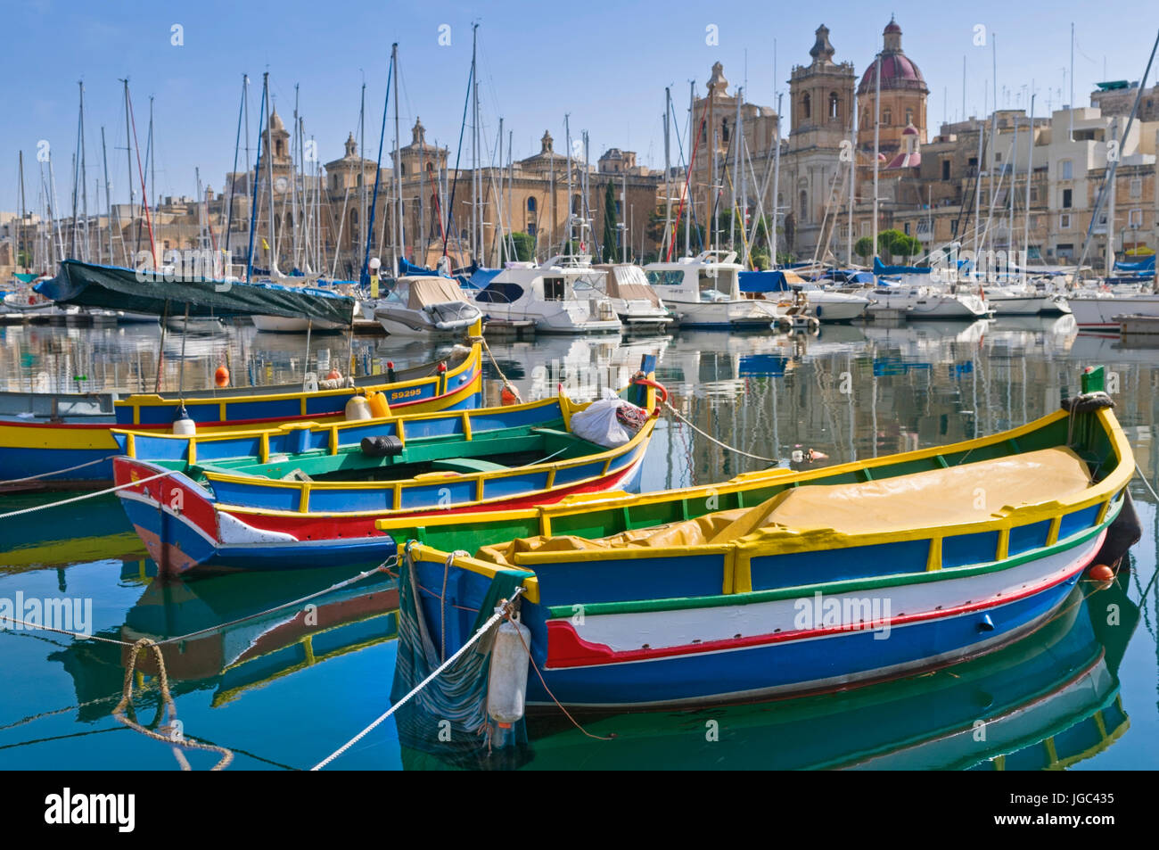 Dockyard Creek Valletta Malta Stock Photo - Alamy