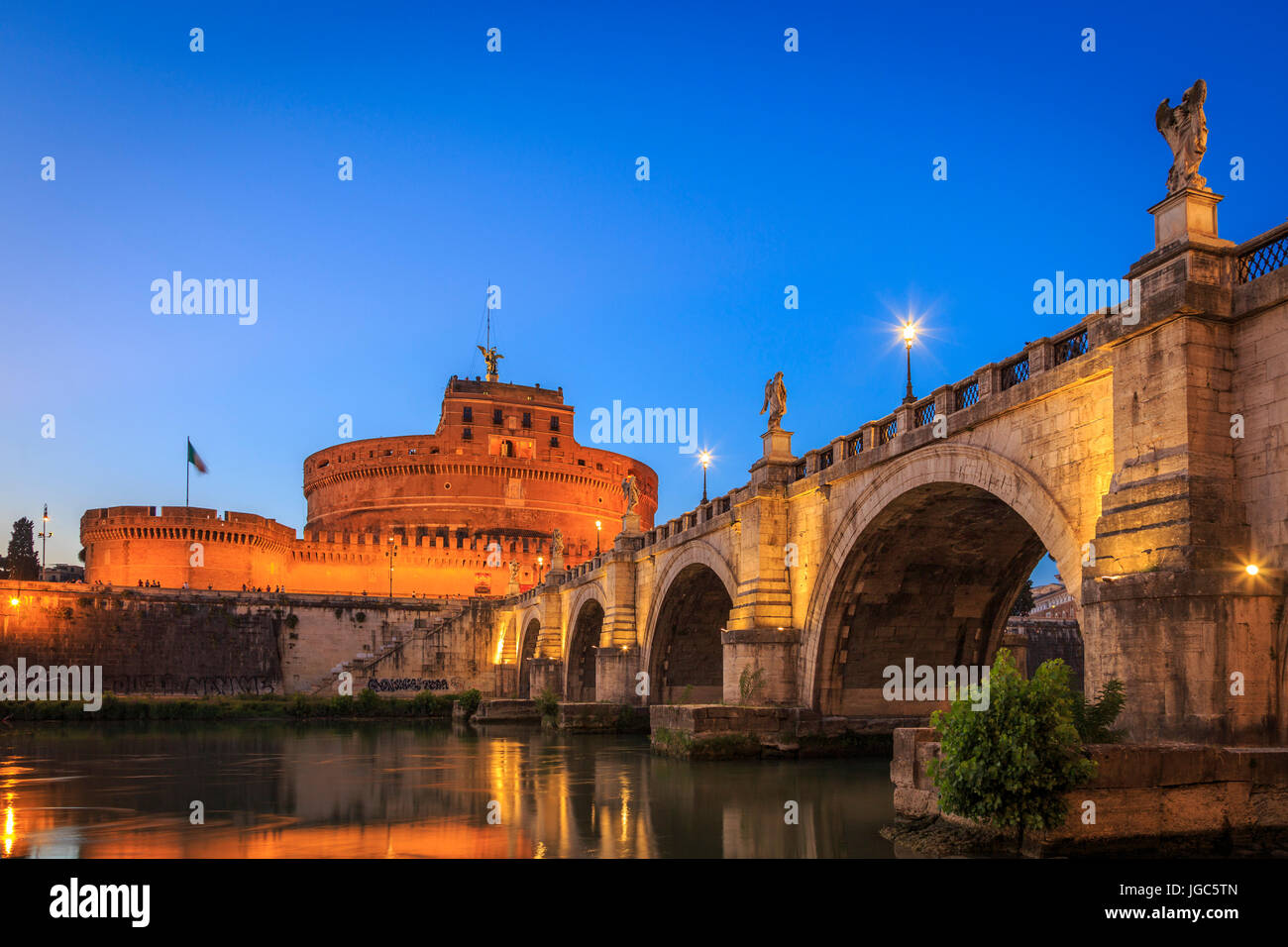 Engelsburg, Castel Sant'Angelo, Rome, Italy Stock Photo - Alamy