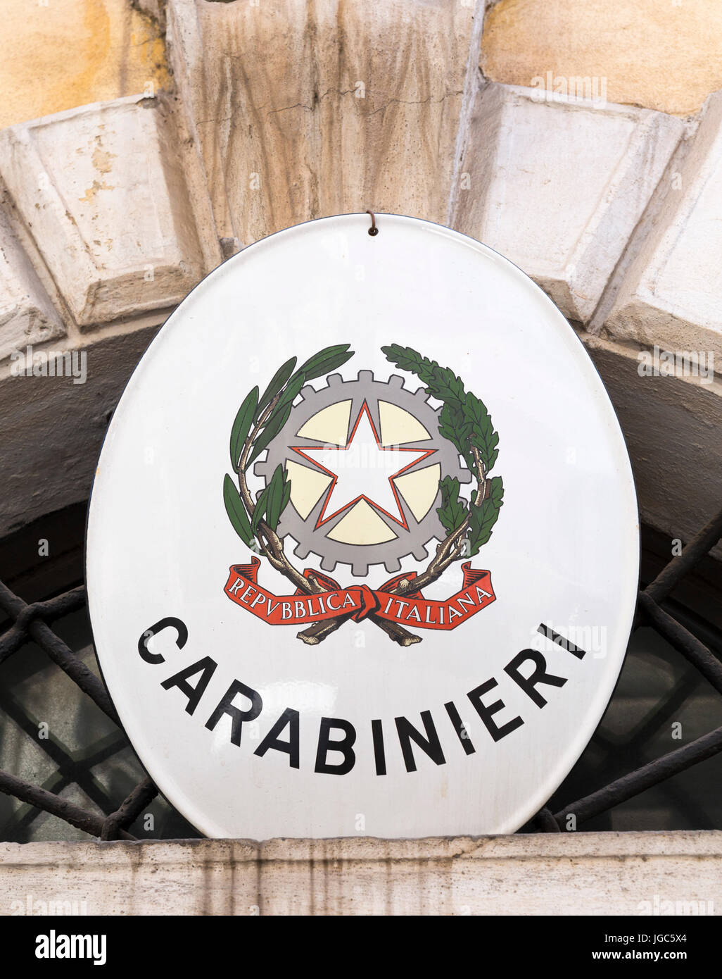 Carabinieri arms hi-res stock photography and images - Alamy