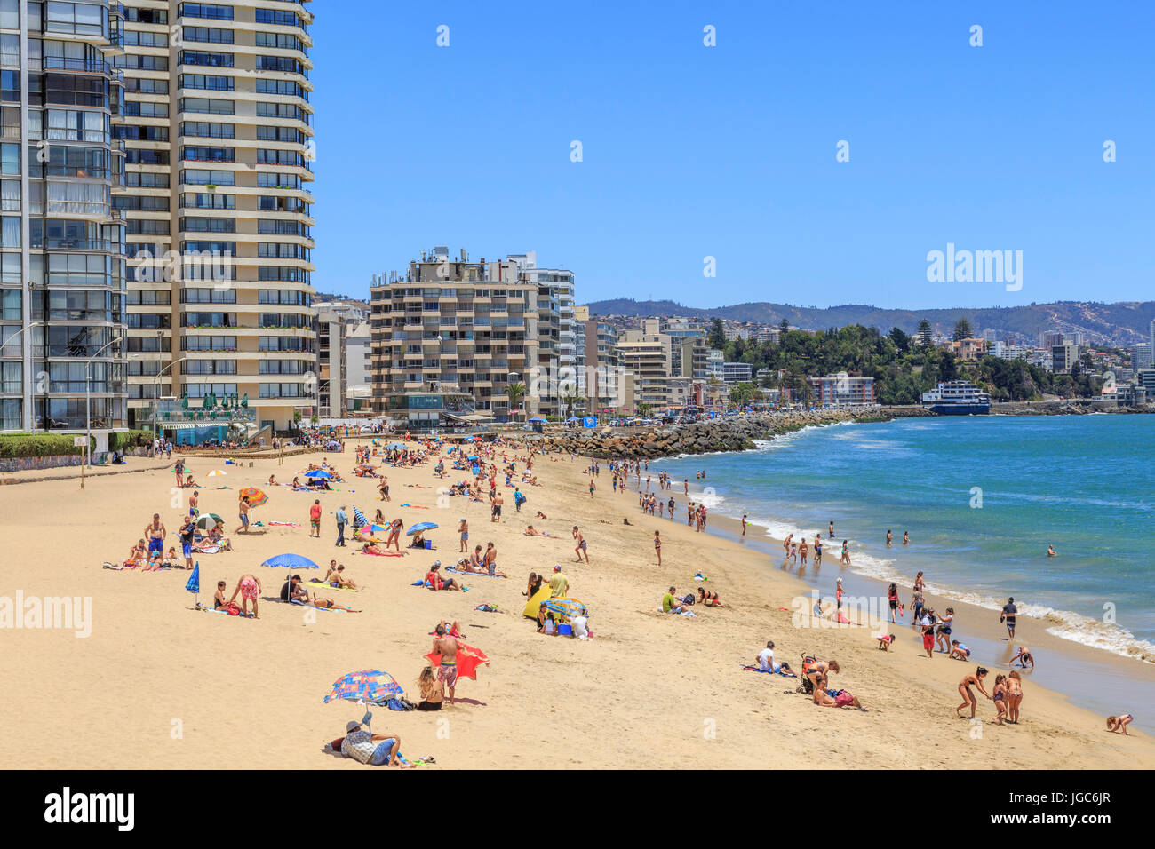 Vina del mar chile and beach hi-res stock photography and images - Alamy