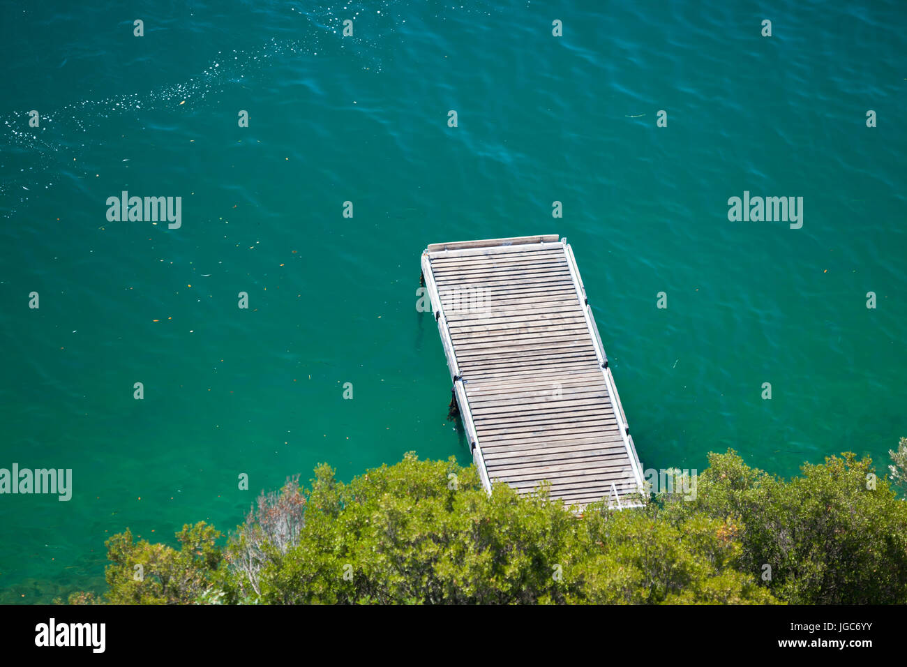 Wooden pier on water hi-res stock photography and images - Alamy