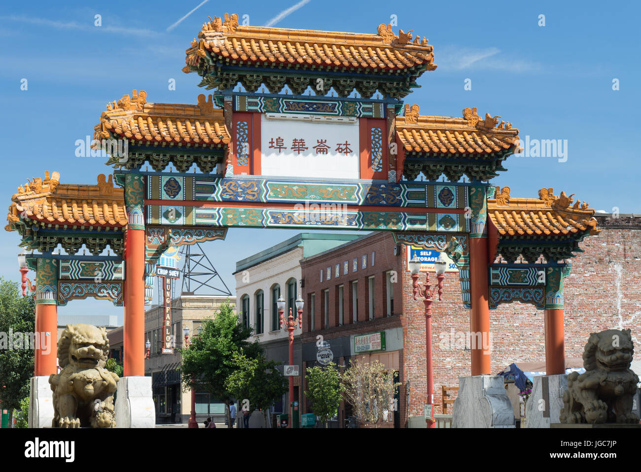 Chinatown gateway in Portland, Oregon Stock Photo - Alamy