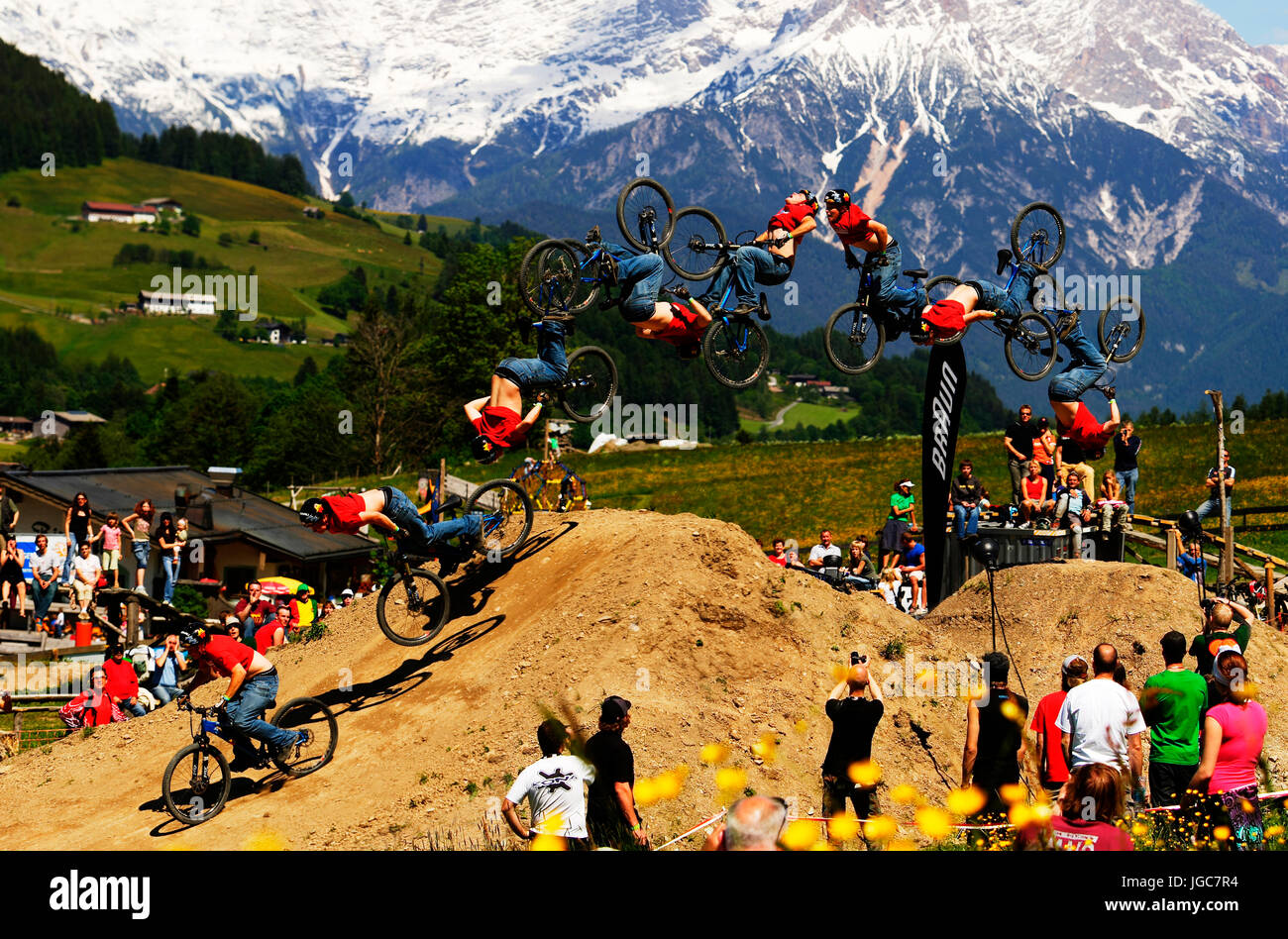 Backflip sequence High Resolution Stock Photography and Images - Alamy