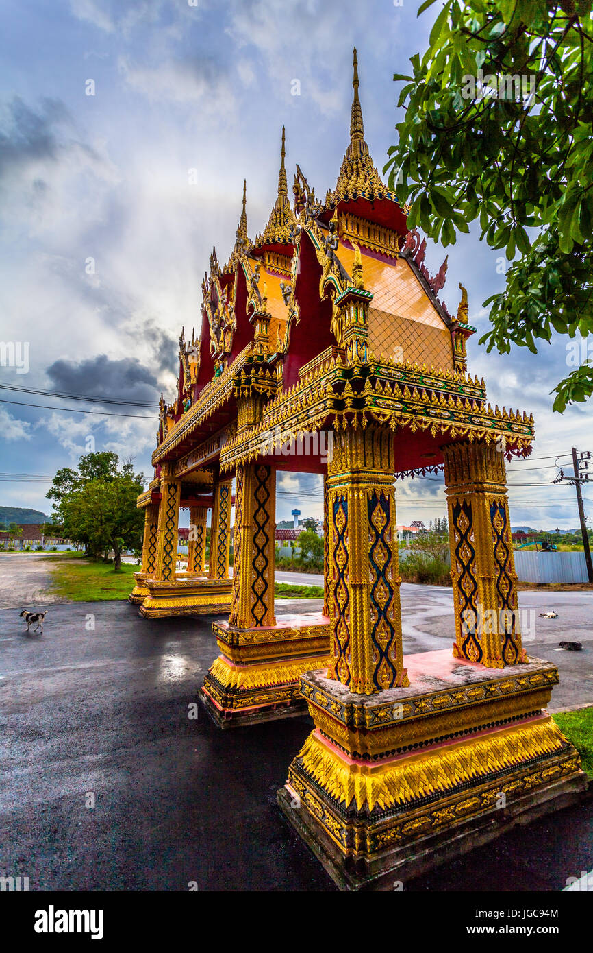 Pagoda corona hi-res stock photography and images - Alamy