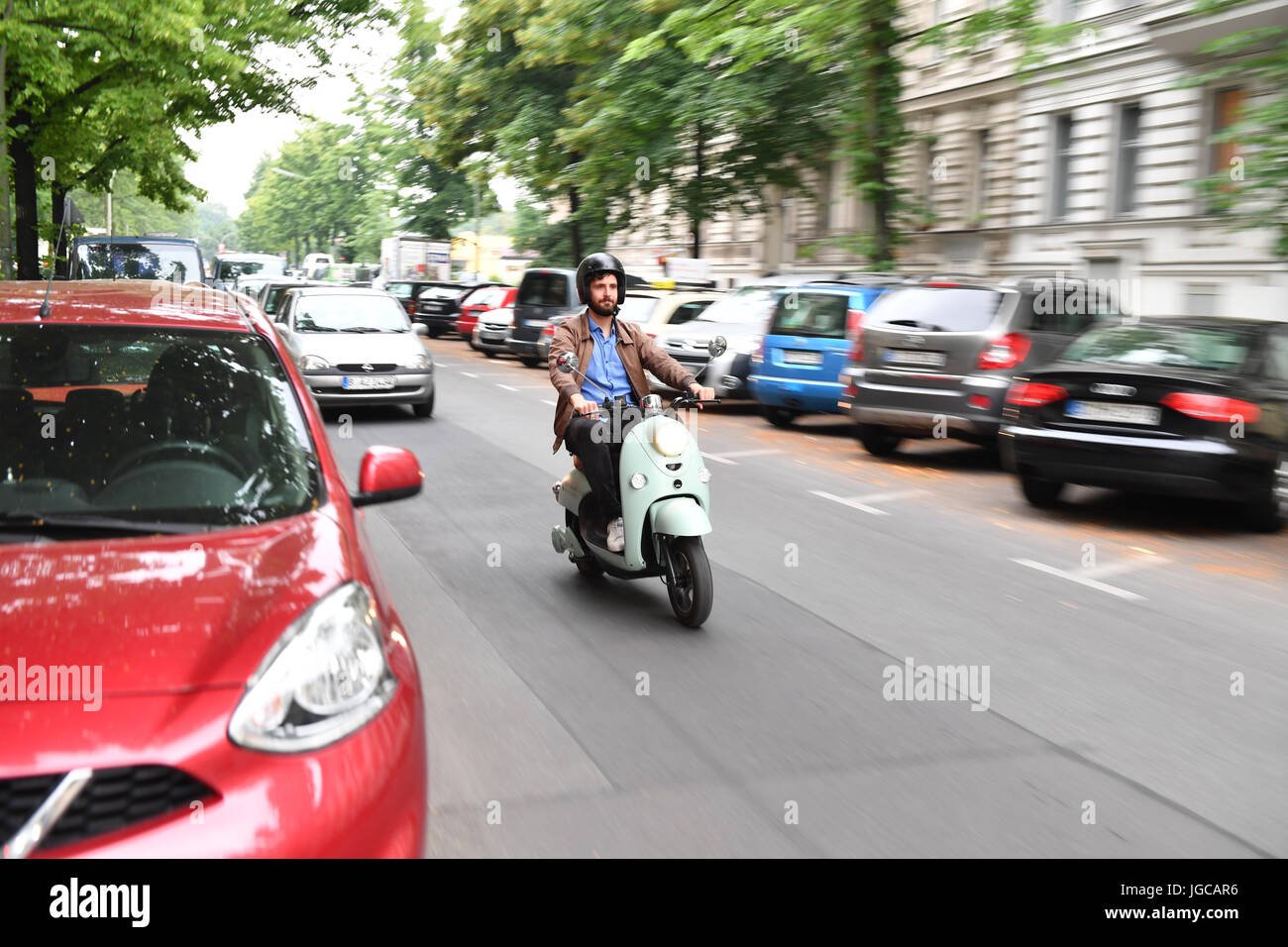 Normal scooters hi-res stock photography and images - Alamy
