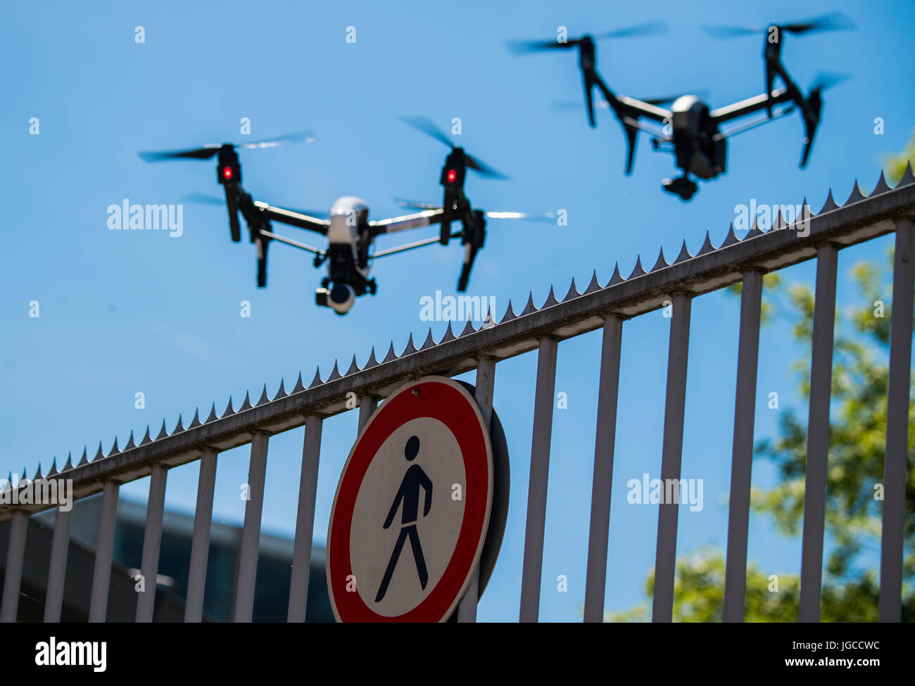 Two drones in flight hi-res stock photography and images - Alamy