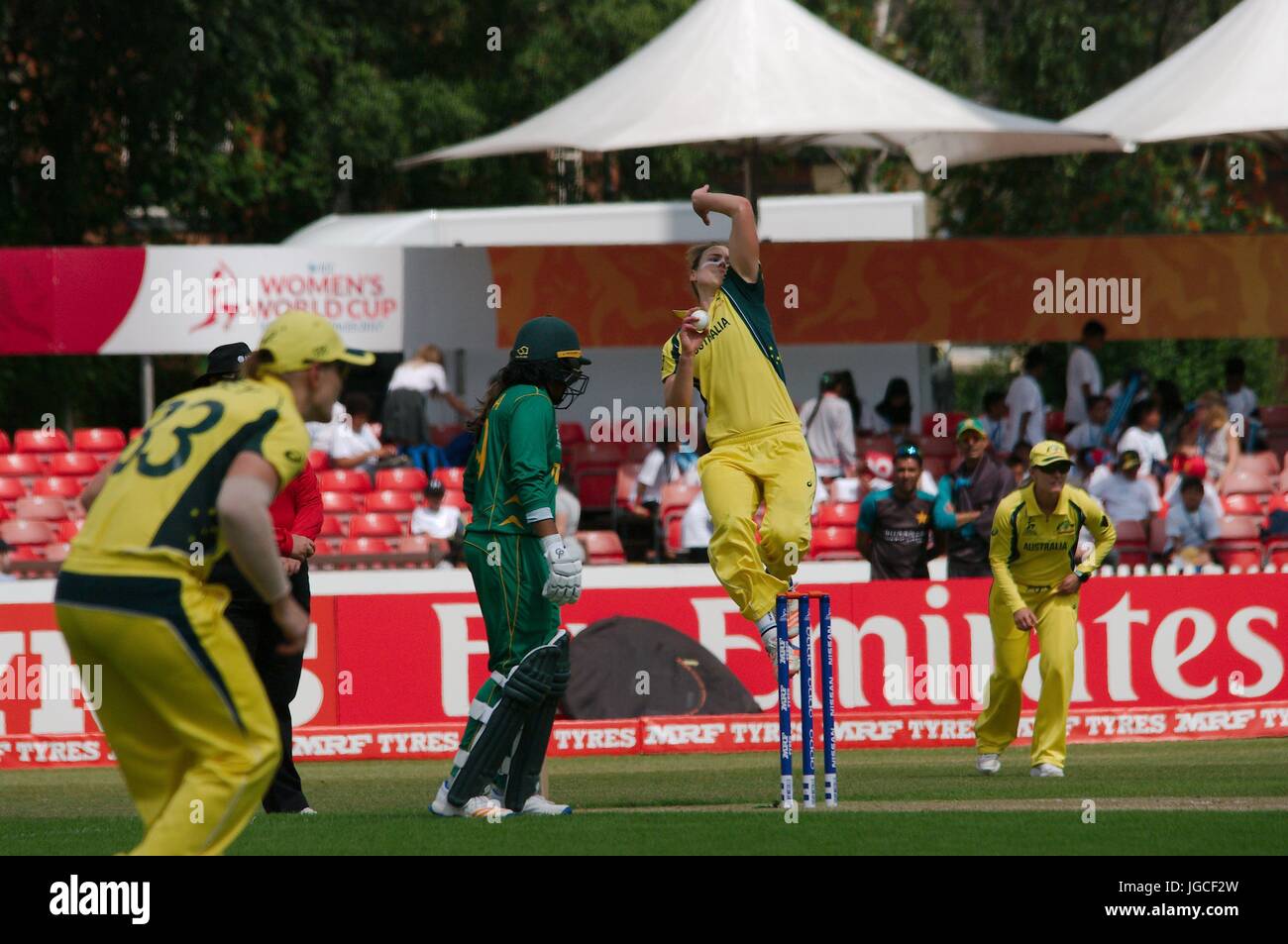 Ellyse perry hi-res stock photography and images - Alamy