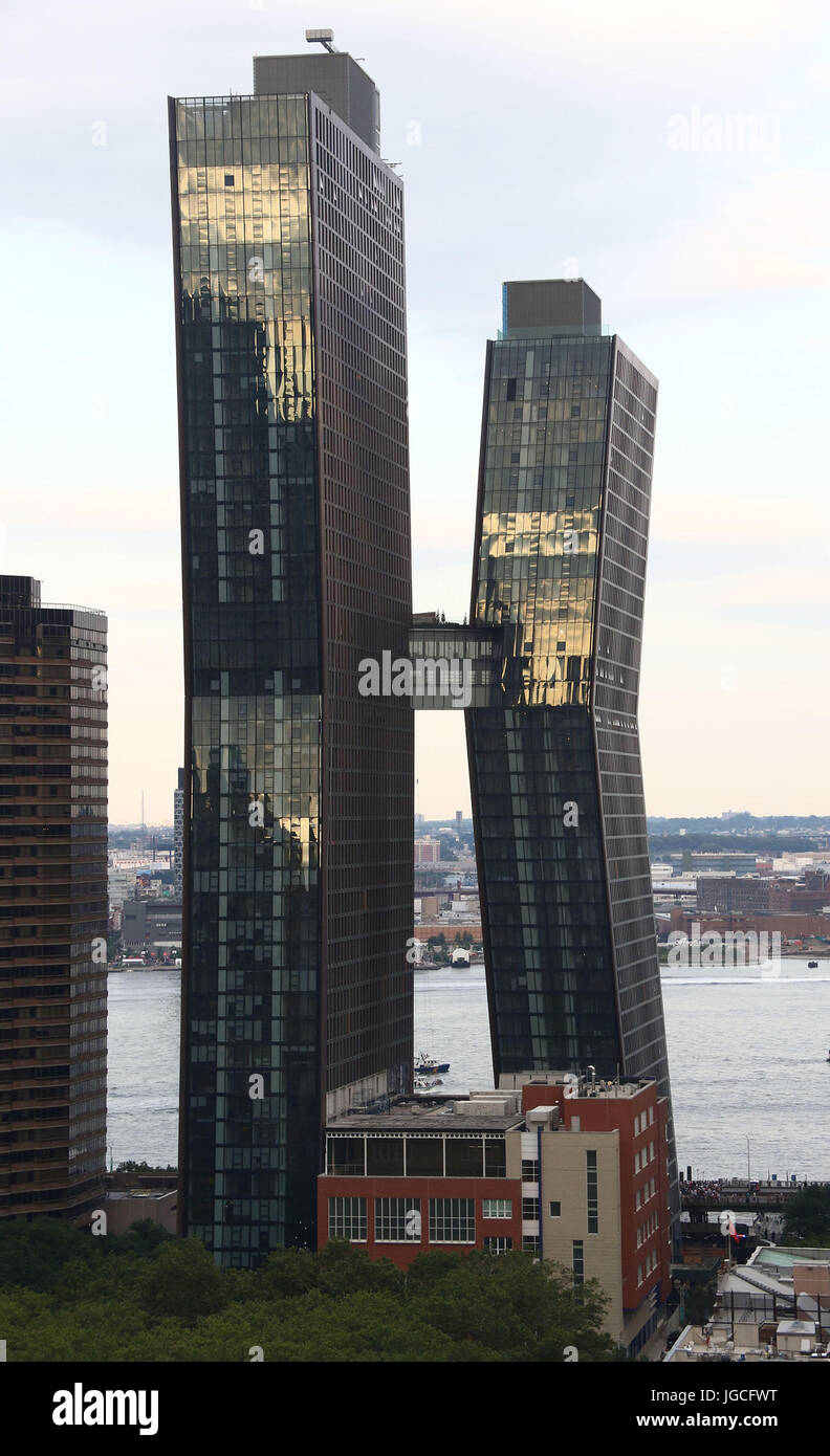 American copper buildings skyscrapers hi-res stock photography and ...