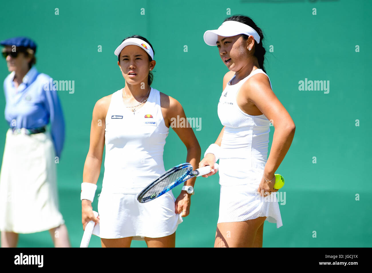 London, UK. 5th July, 2017. (L-R) Miyu Kato (JPN), Eri Hozumi (JPN ...