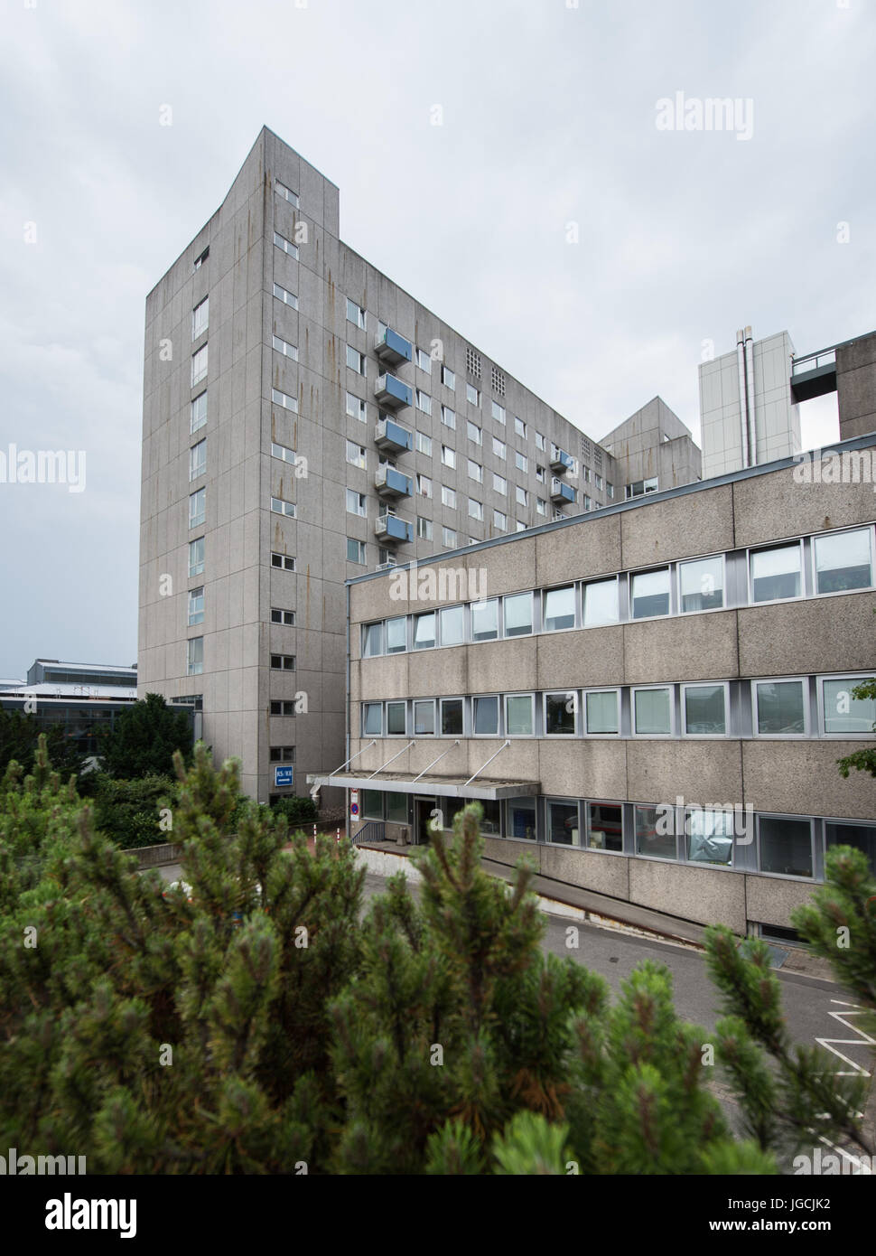 Medizinische hochschule hi-res stock photography and images - Alamy