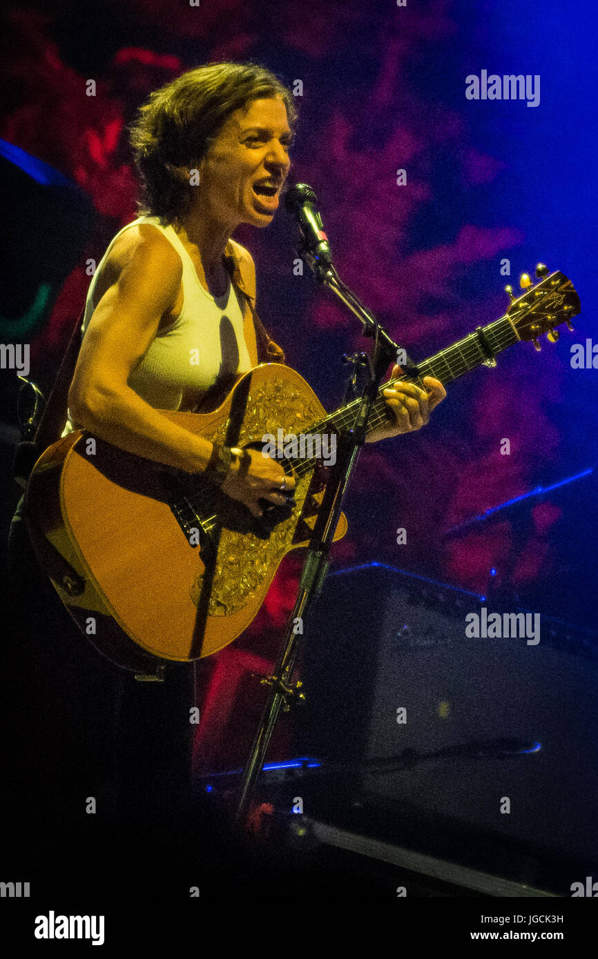 Angela marie ani difranco hi-res stock photography and images - Alamy