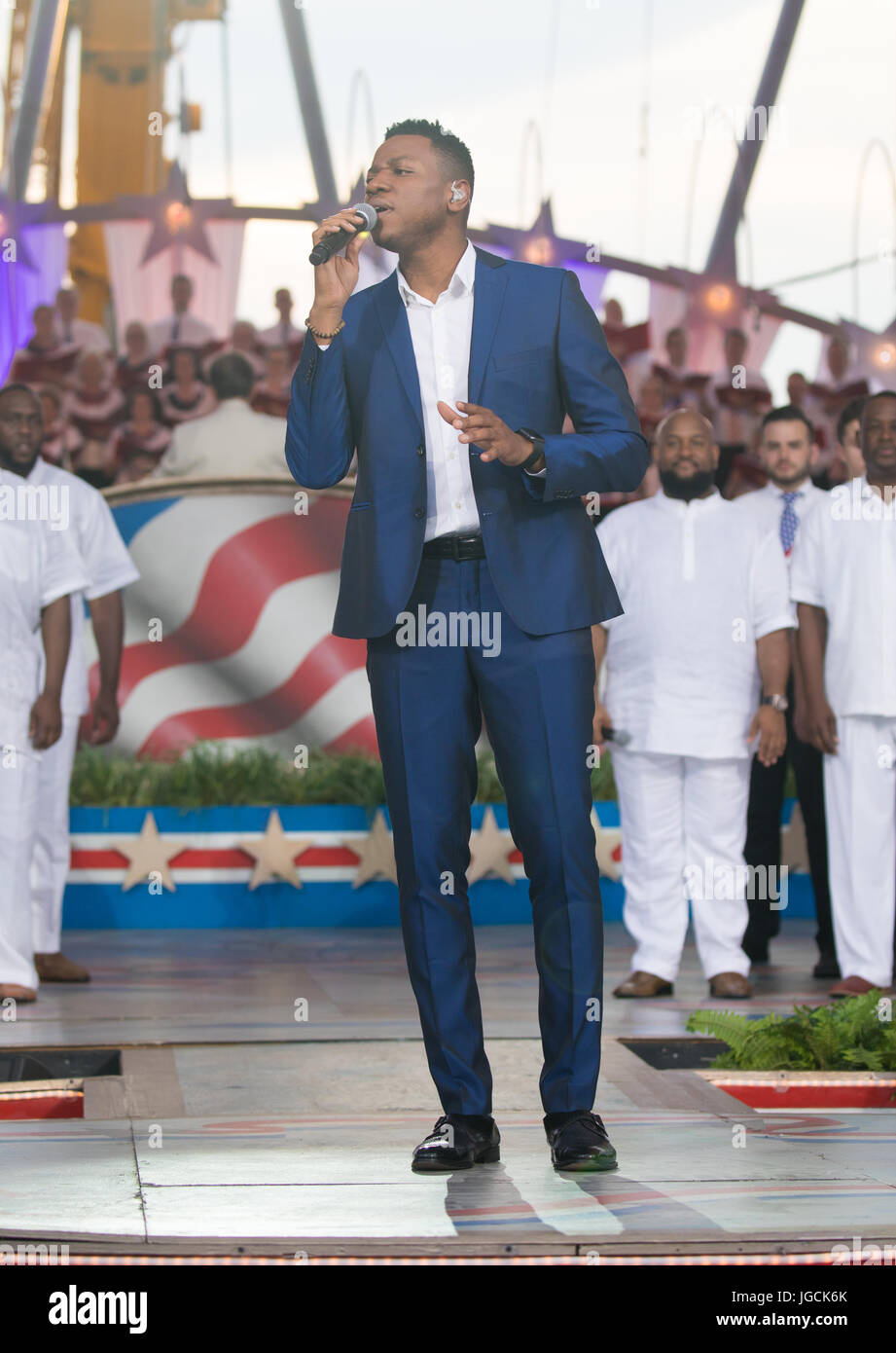 Chris Blue sings "America the Beautiful" to open the "A Capitol Fourth ...