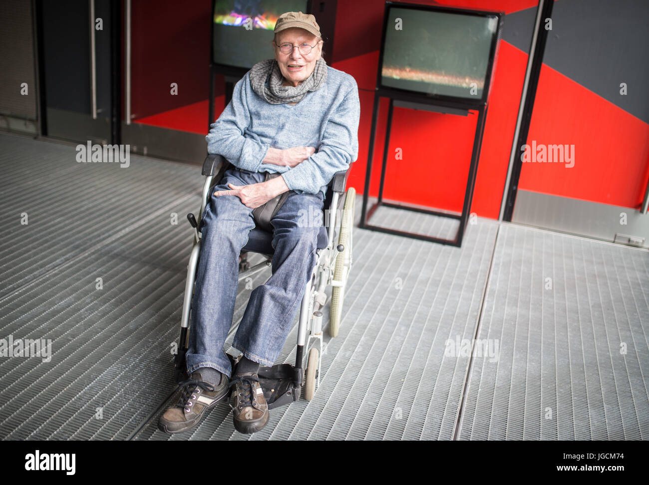 Berlin, Germany. 5th July, 2017. Dutch cameraman Robby Mueller ...
